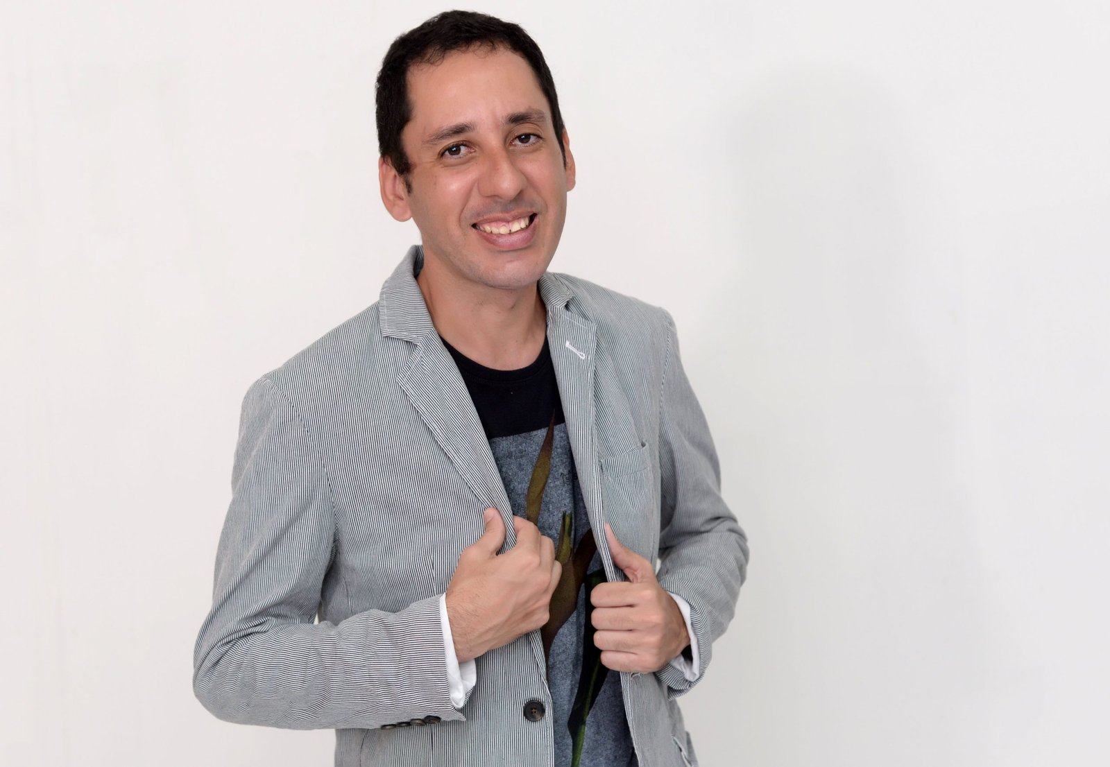 Conheça história do comunicador Wanderley Wagner